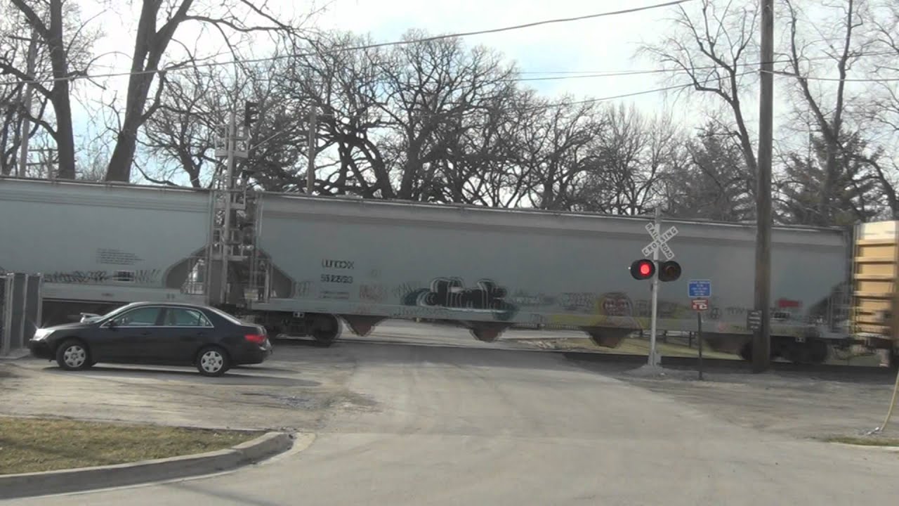 IC 1028 and CN 2672 with M342 at Turner Junction 3/11/12 HD - YouTube