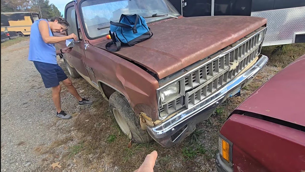 BIG SCORE at the Junkyard! We got Chevy C10 Square Body parts at K&K ...