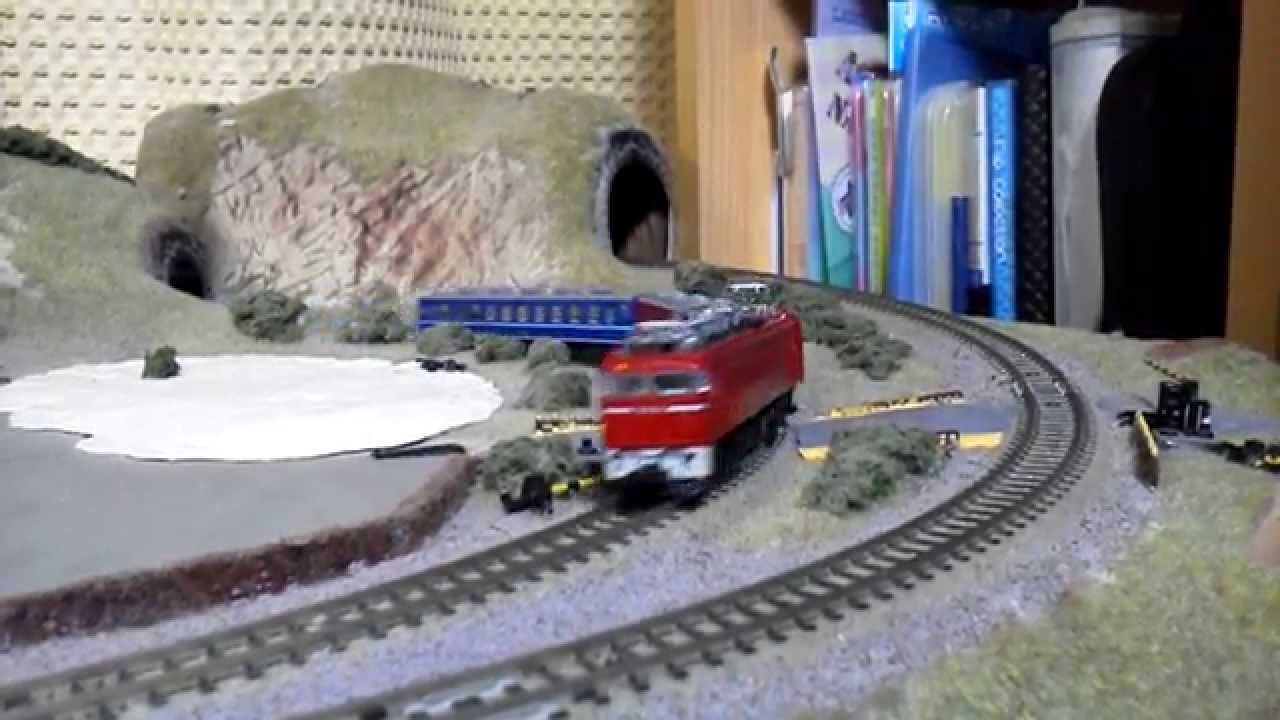 鉄道模型 ED74+50系+12系 - YouTube