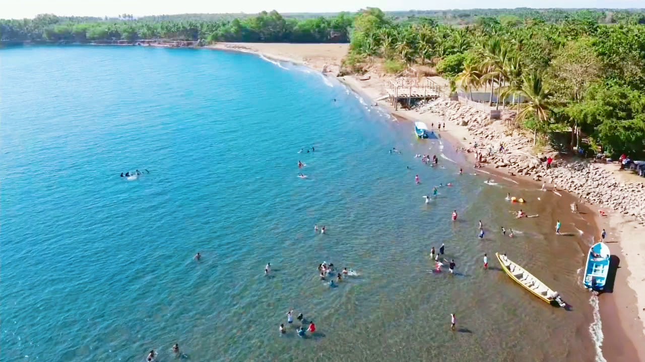 A si luce la playa de el zapote , no dejes de suscribirte al canal ...