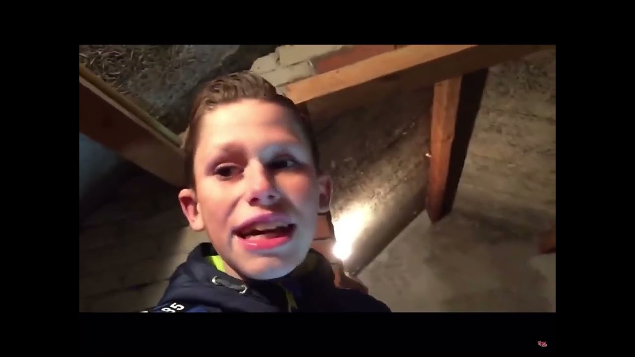 Ik val van de trap af - YouTube