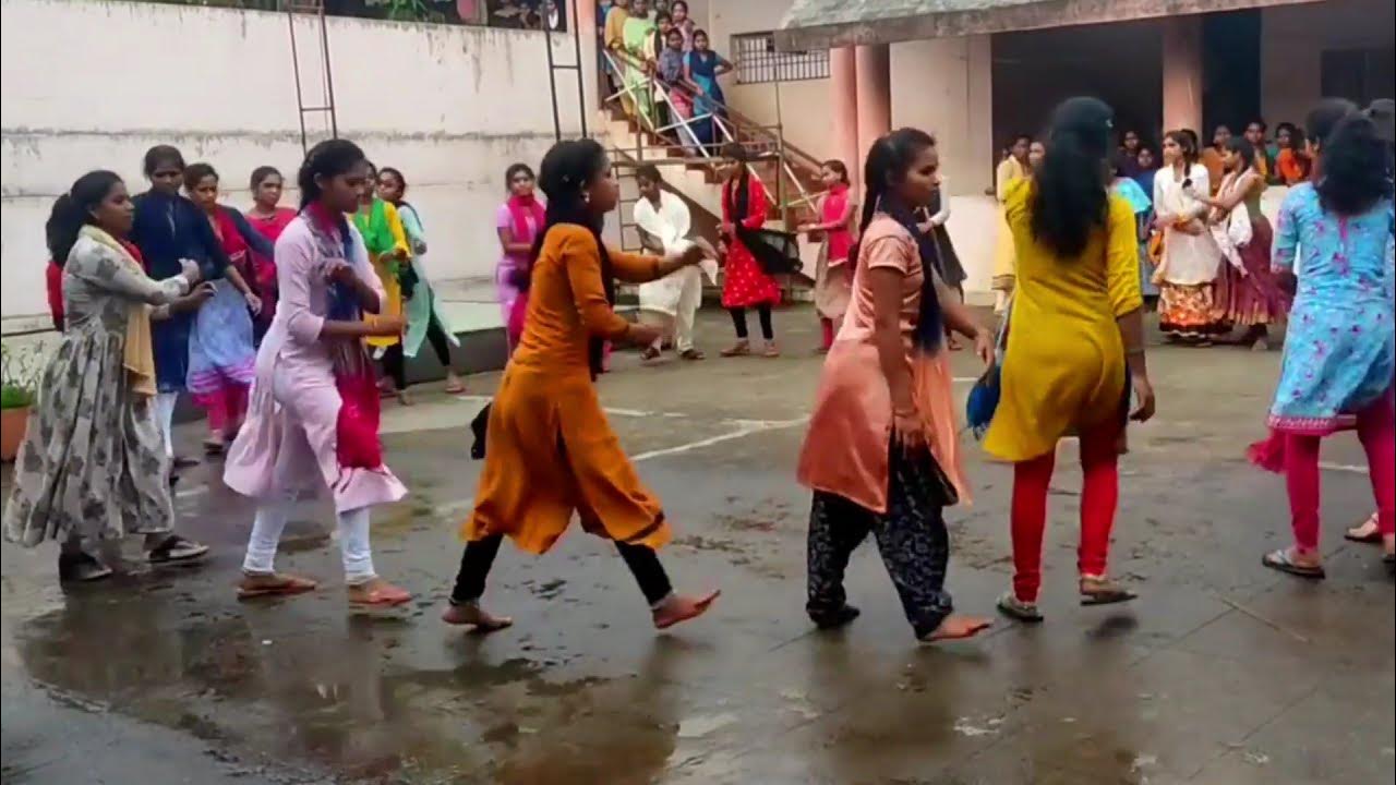 New Nagpuri Chain Dance By Girls Nagpuri Song Sadri Sailo Dance
