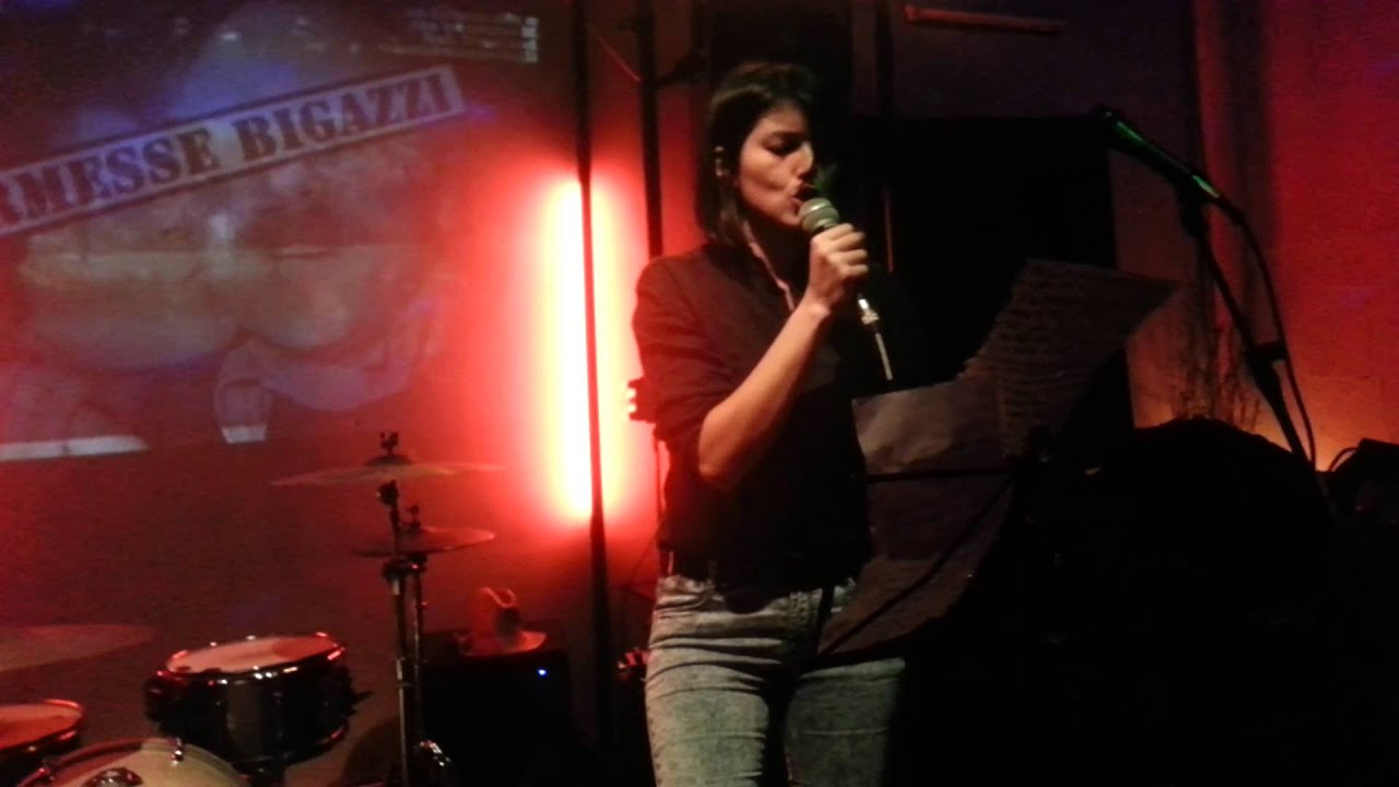 Jonida Prifti @Fanfulla "Dio c'è" - YouTube