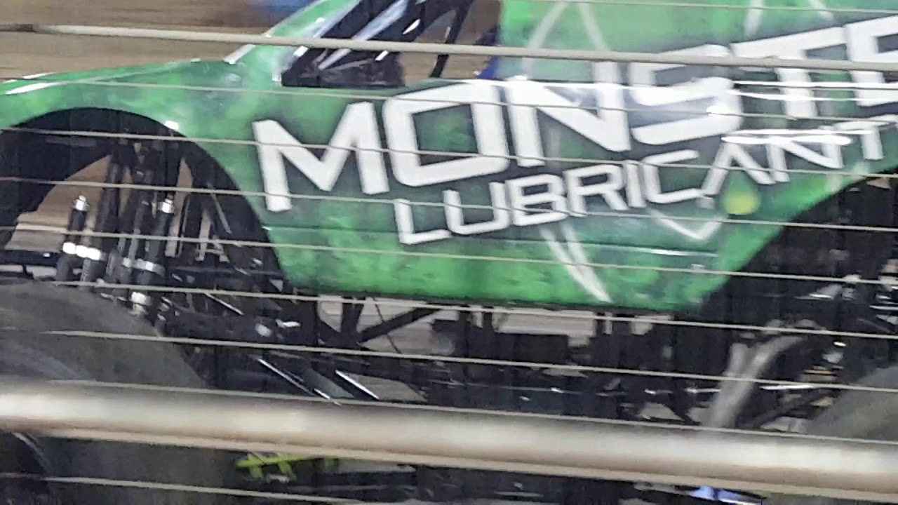 Monster trucks Perth 2018 - YouTube