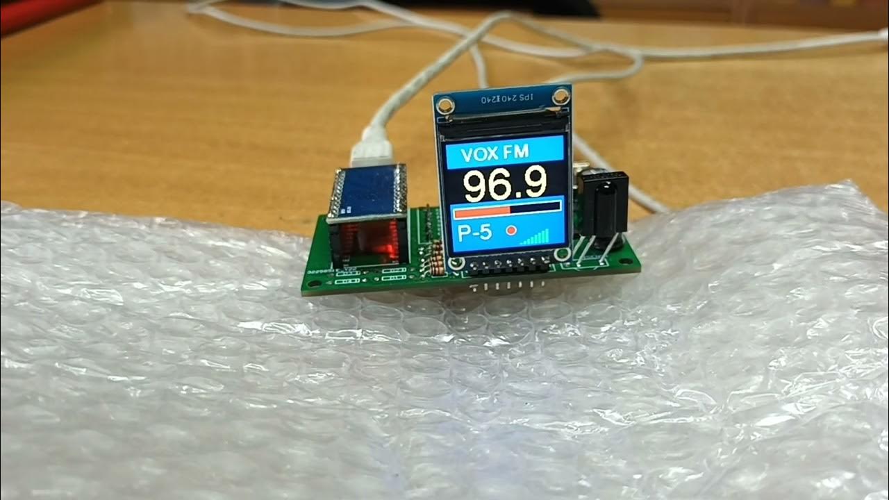 FM radio on si4703, Arduino Leonardo Pro Micro microcontroller and LCD IPS 240x240 - YouTube