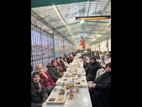 Her Akşam Bir Aileden İftar Yemeği
