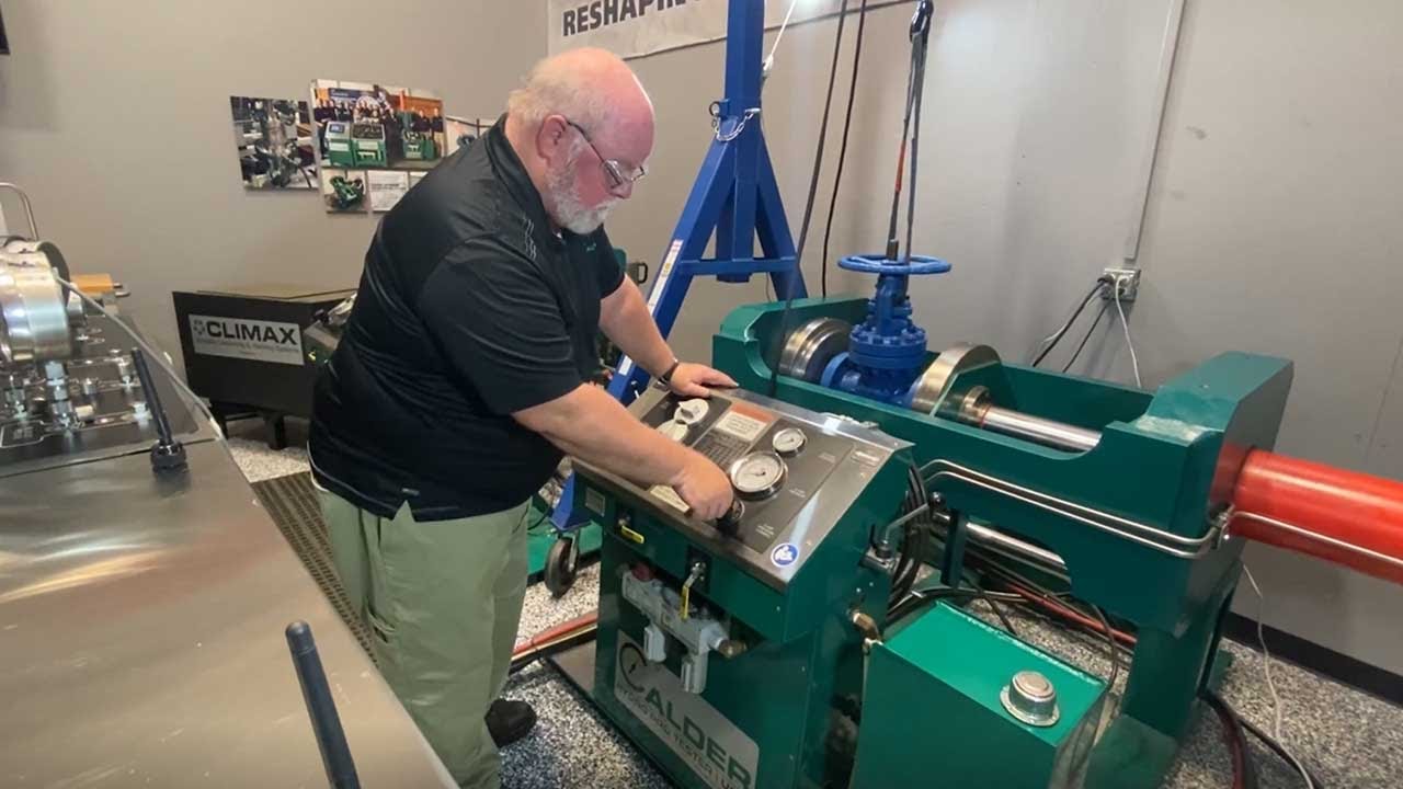 CALDER HYDROPRO™ Universal Straight Valve Tester Zoom Demo - YouTube