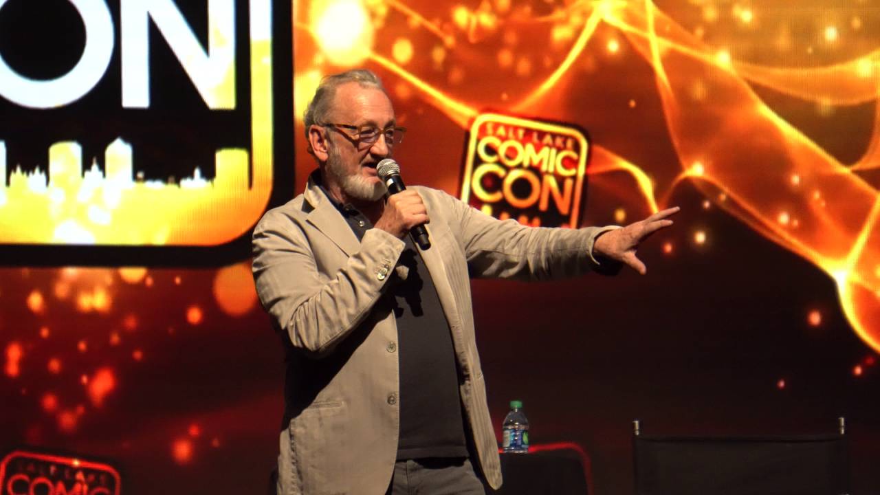 Salt Lake Comic Con 2016 - Robert Englund Answers a Question #1 - YouTube