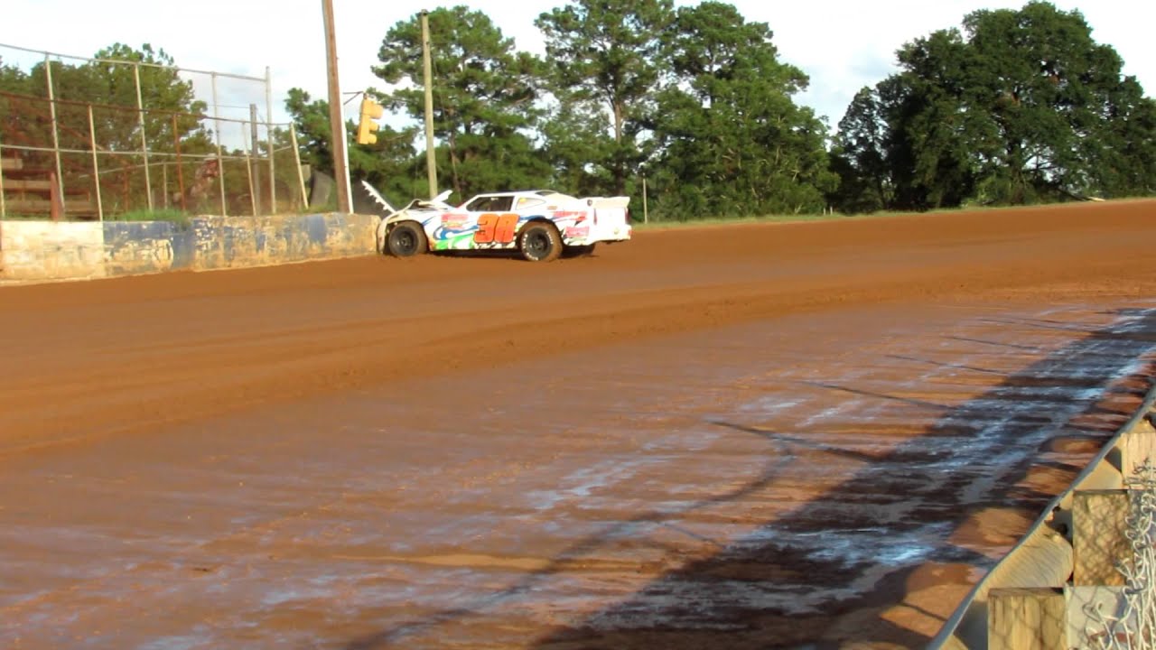 Brian Doyle Wreck Carolina Speedway Lakeview SC 8-04-2012.MOV - YouTube