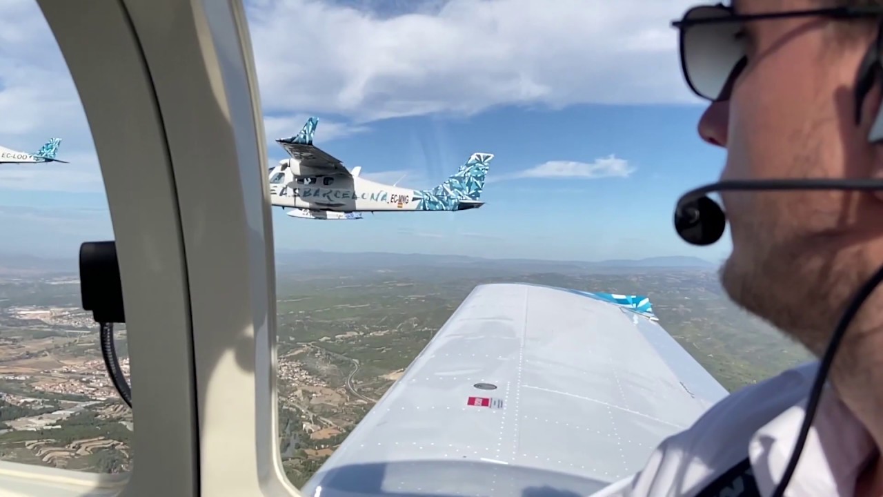 EAS Barcelona | European Aviation School - YouTube