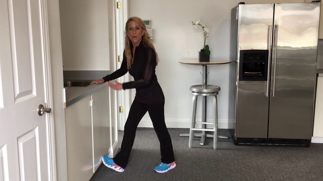 7-Day Leaner Leg Makeover — Day 6: Pump Ups - YouTube