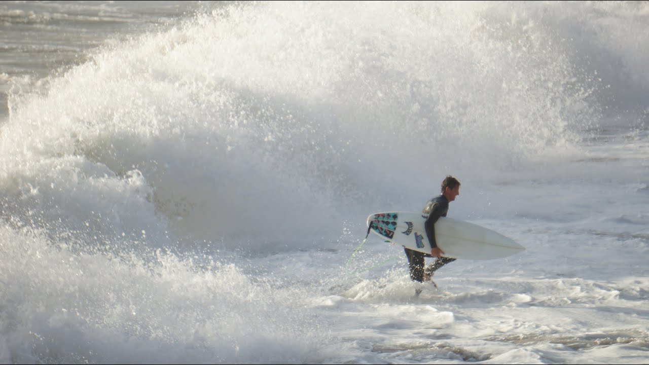 Surf Shore Dumping Waves Spit out Surfers down Widemouth Bay U.K - YouTube