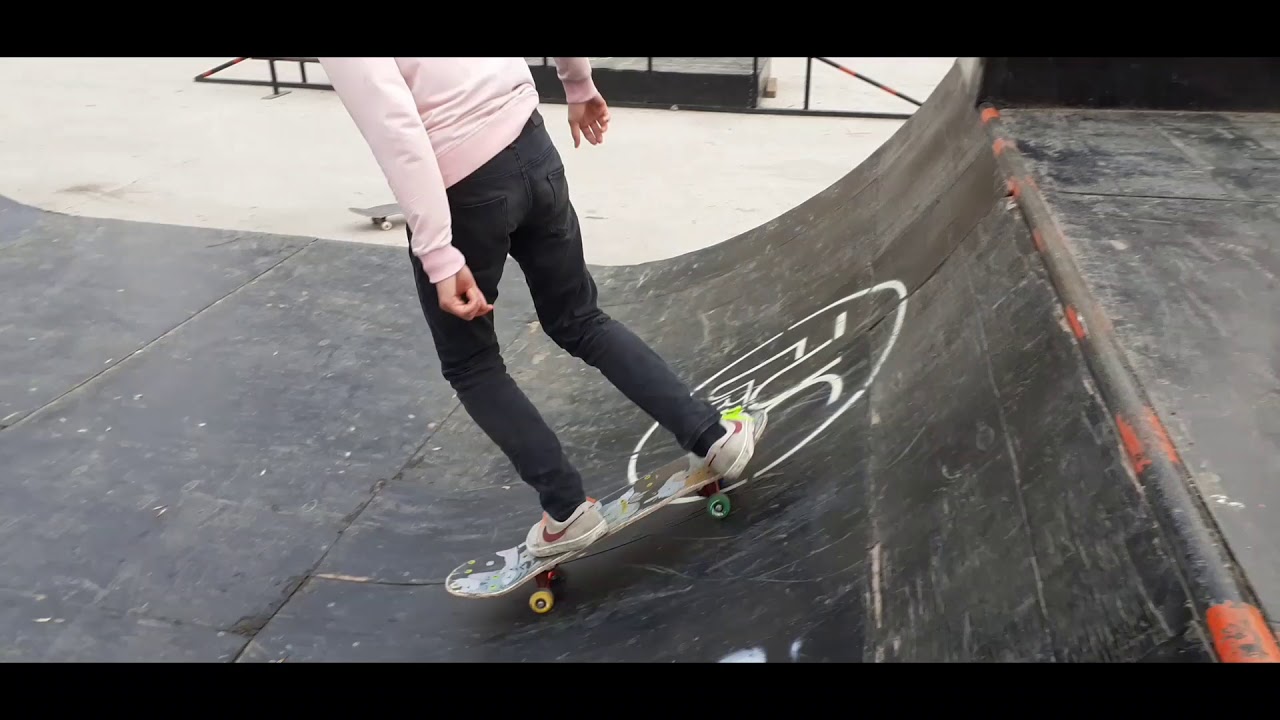 WINTER SKATEBOARDING PART IN TASHKENT - YouTube
