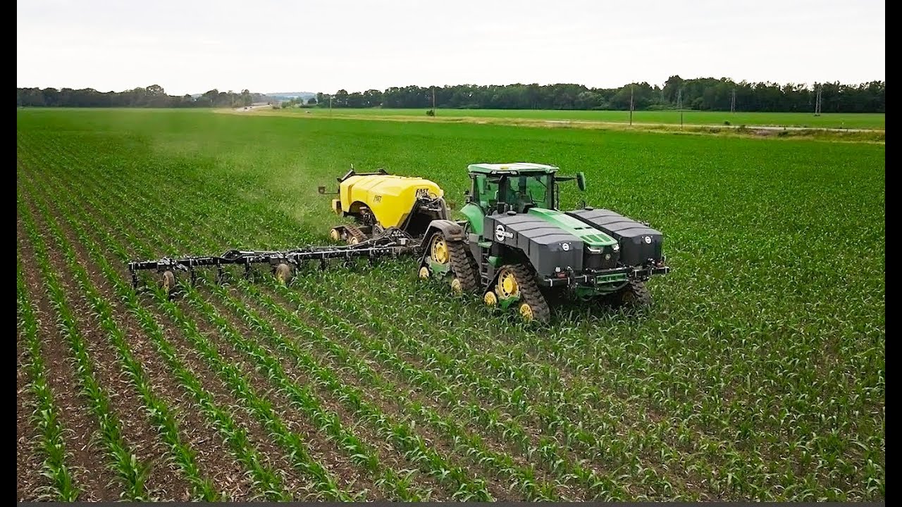 John Deere 8RX Plant and Sidedress - YouTube