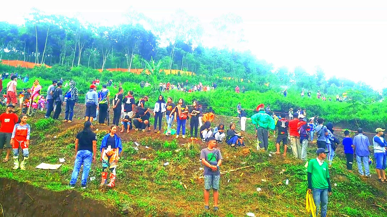 FFA 16 TH BRAVOS GRASTRACK Kedung Kumpul TEMANGGUNG 2019 ||Detik detik matinya moto Dicky ...