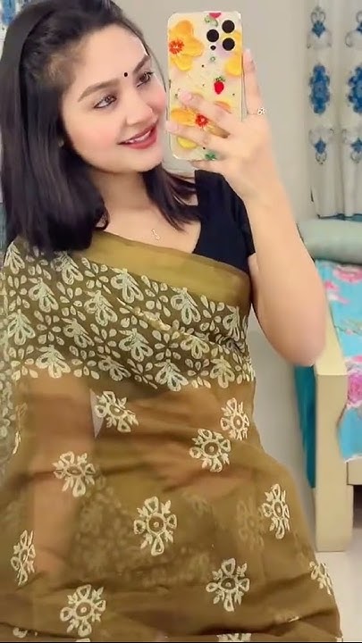 ভালো লাগে তোর হাত ধরে 😌 #lovestatus #smiles #love #nazninnaharniha #niha #viral #reels #totini ...