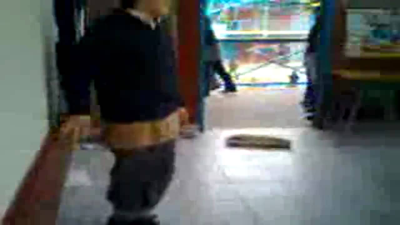 Werfano Vs Uretrin (HD) - YouTube