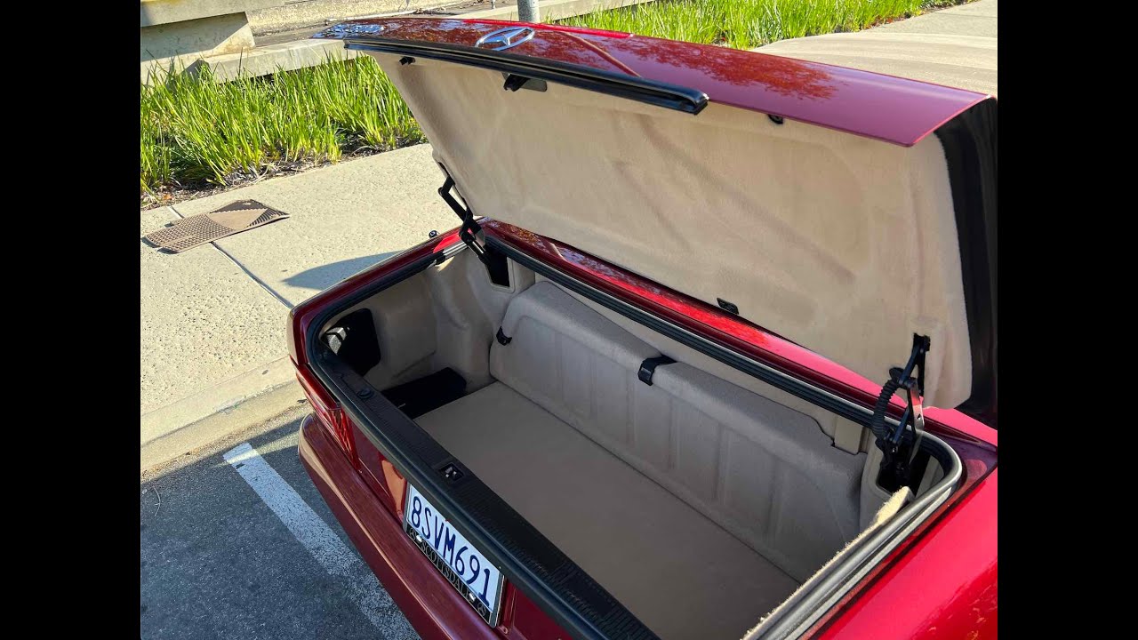 Mercedes-Benz R129 2001 SL500 "Ruby" Trunk Opening - YouTube