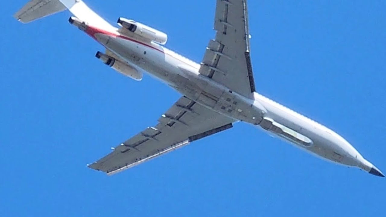 Raytheon Technologies Boeing 727-200 *rare* - YouTube