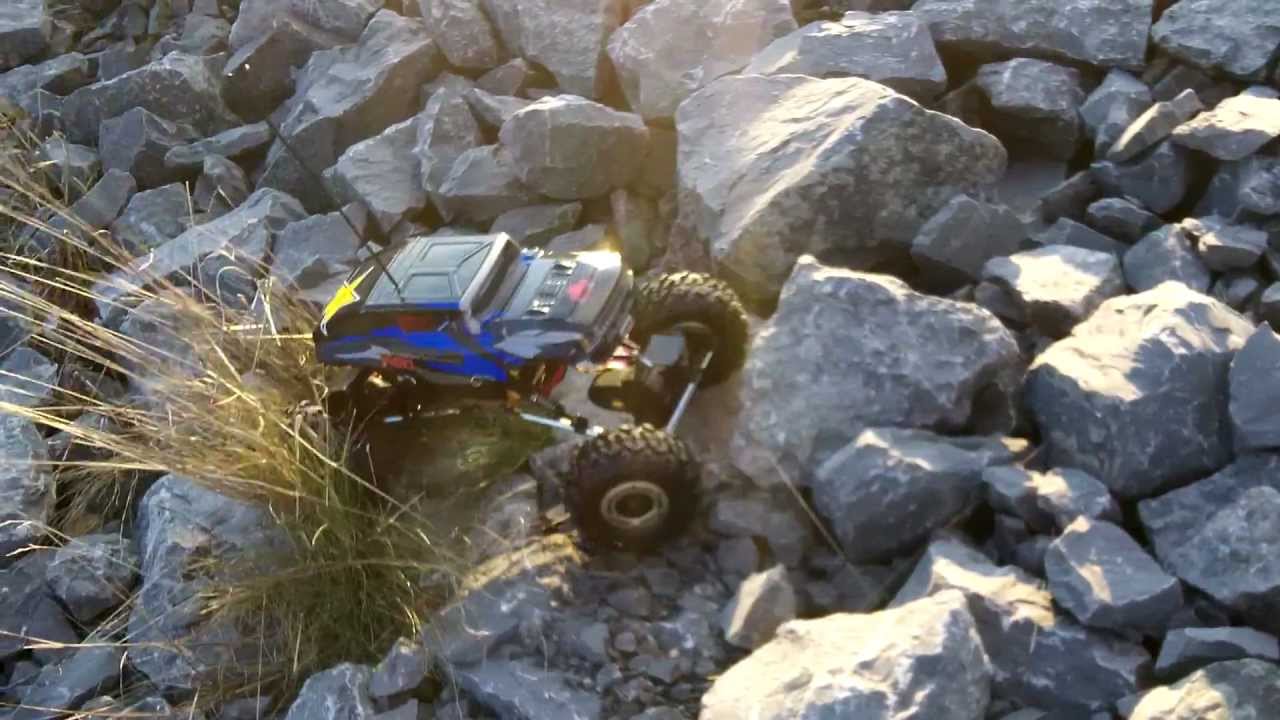 Out for a crawl- Redcat rockslide RS10 - YouTube