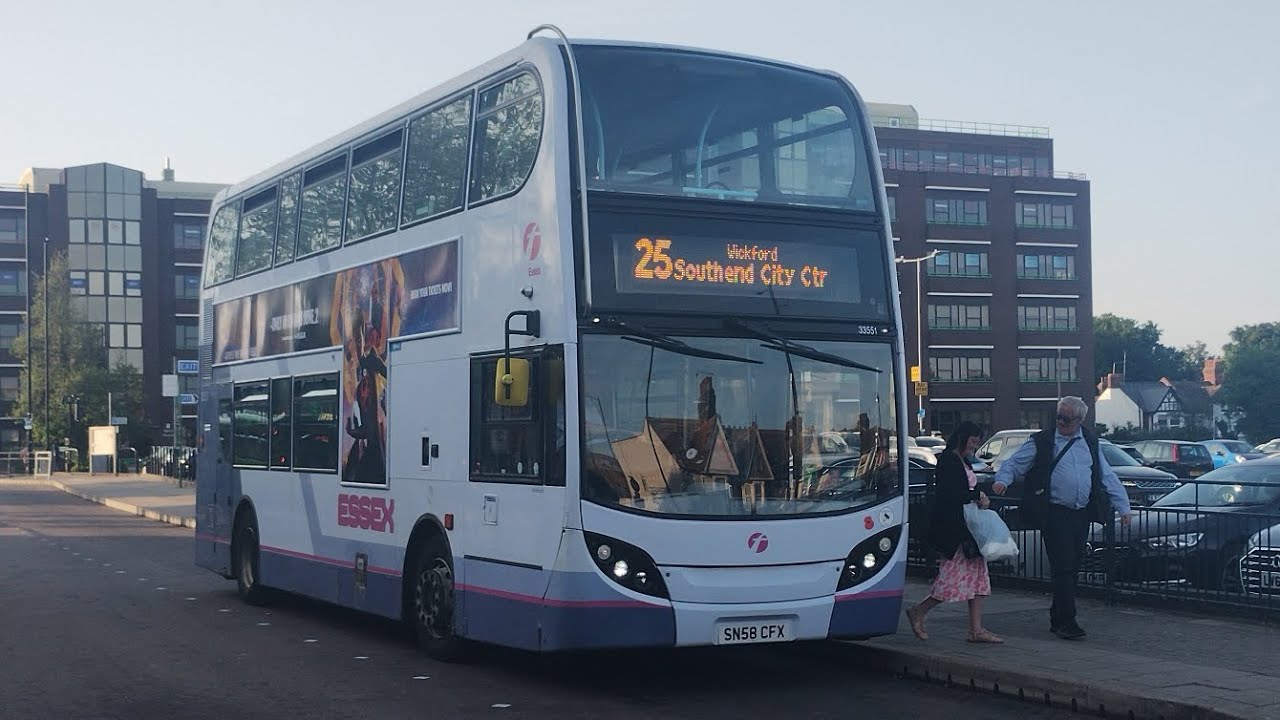 *Diversion and Kickdown* First Essex Enviro 400 Trident SN58 CGX 33551 ...