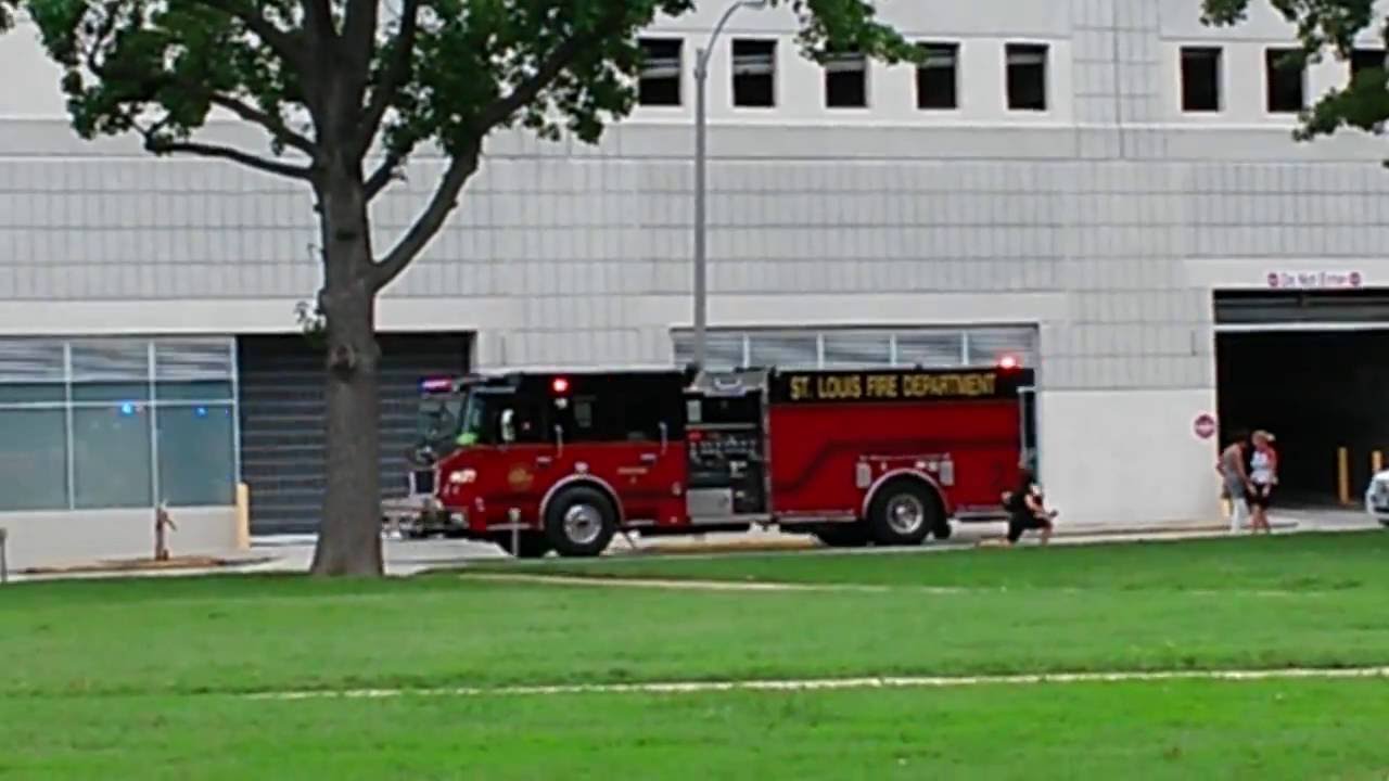 St.Louis,MO City Fire Dept. Engine 2 - YouTube