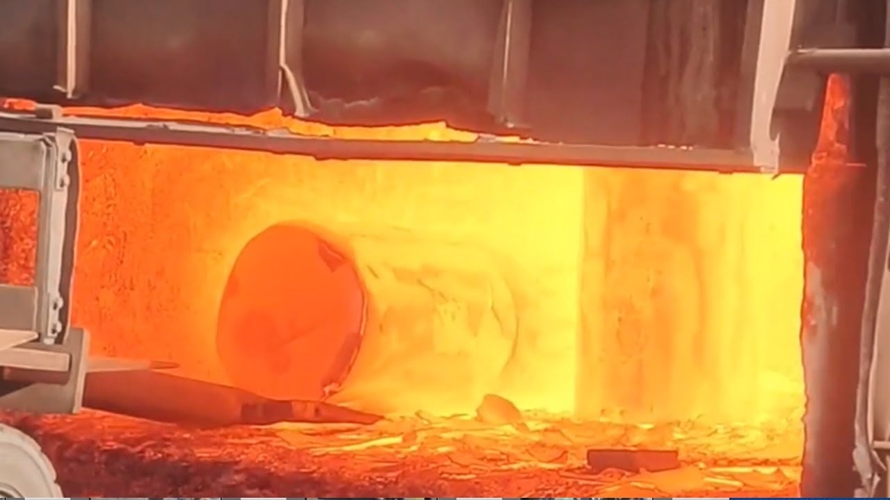 Forged oversized screw | Amazing heavy duty forge video - YouTube