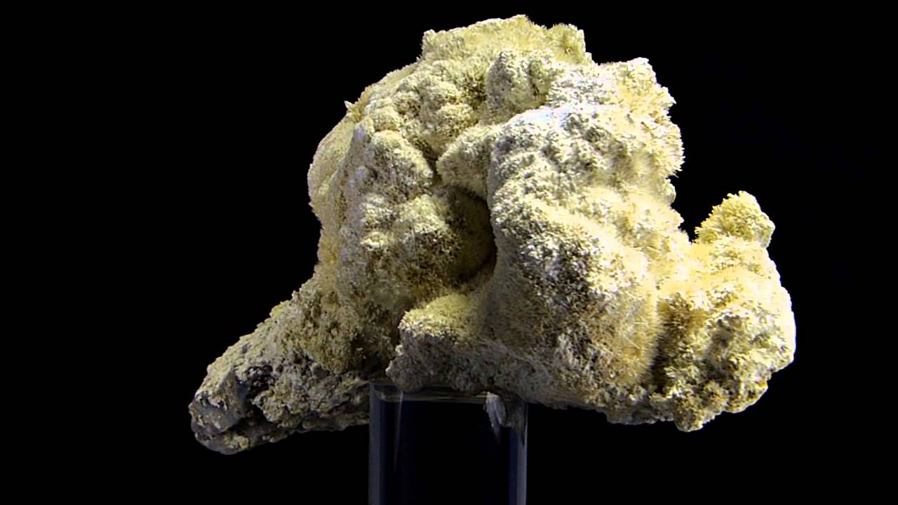 Pickeringite - Baia Sprie, Romania - YouTube