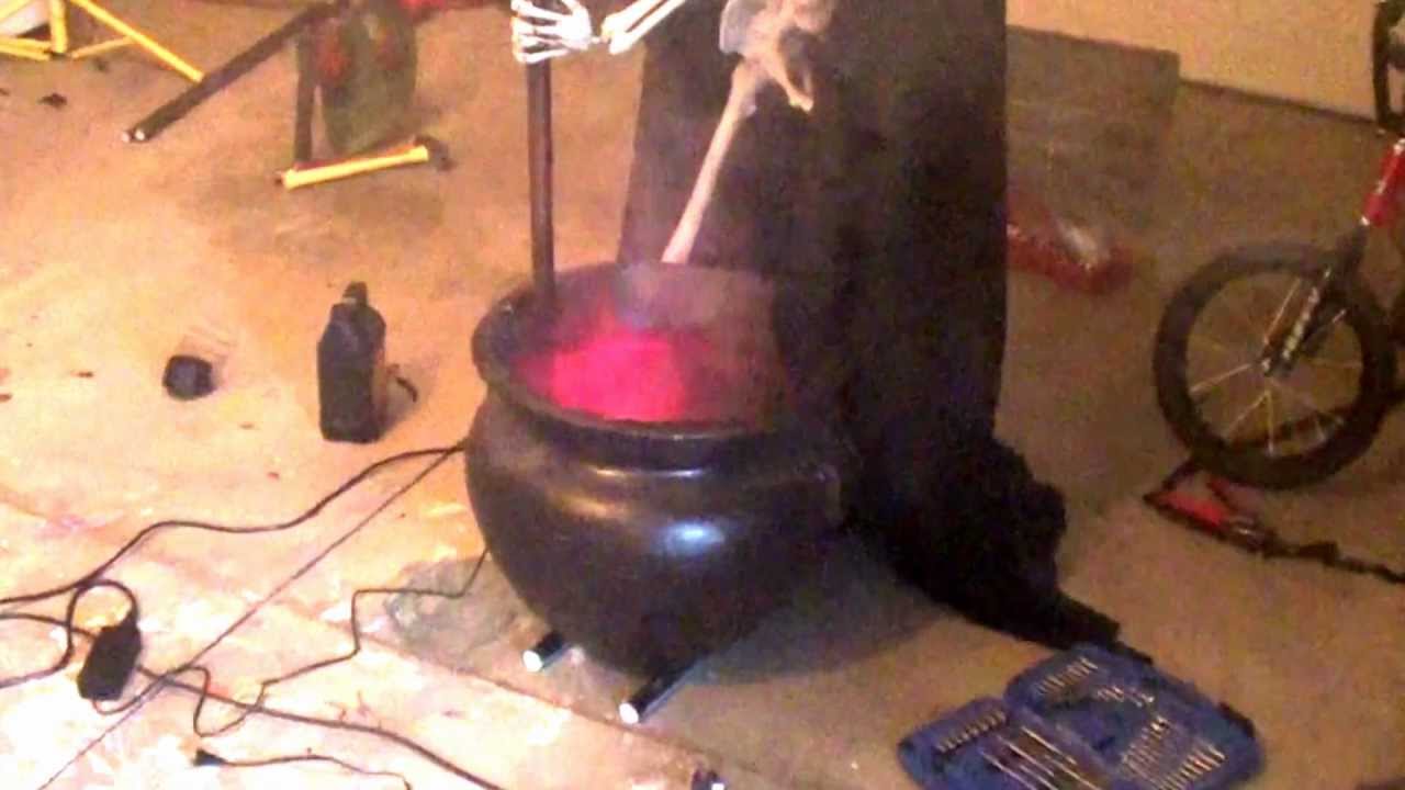 2012 Halloween Cauldron Creep Prop - YouTube