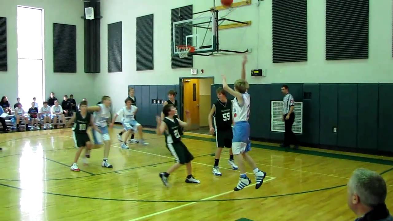 Caleb Jones Hits a Jump Shot in Indiana Jr. High Christian School ...