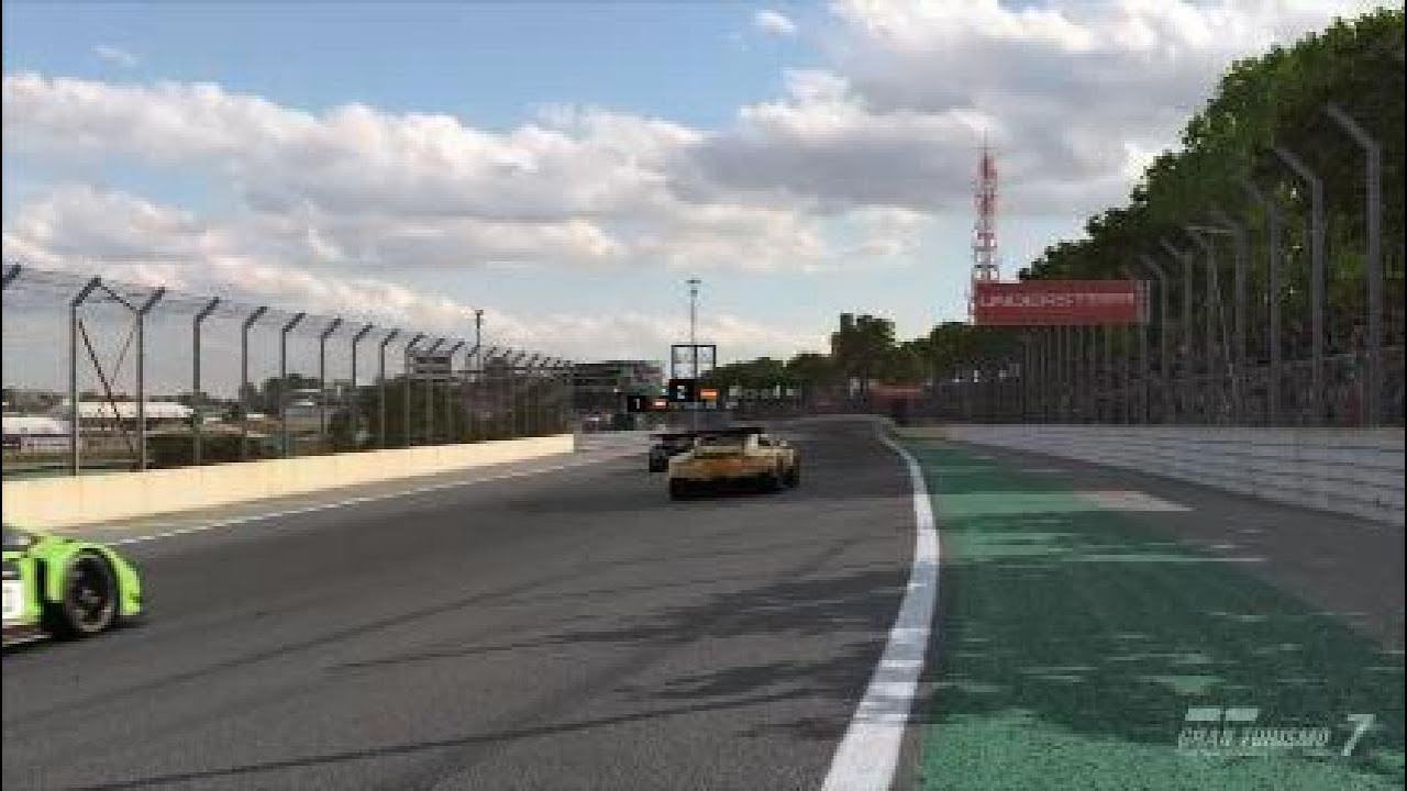 Dhl Porsche Gr3 Liefert ab - YouTube