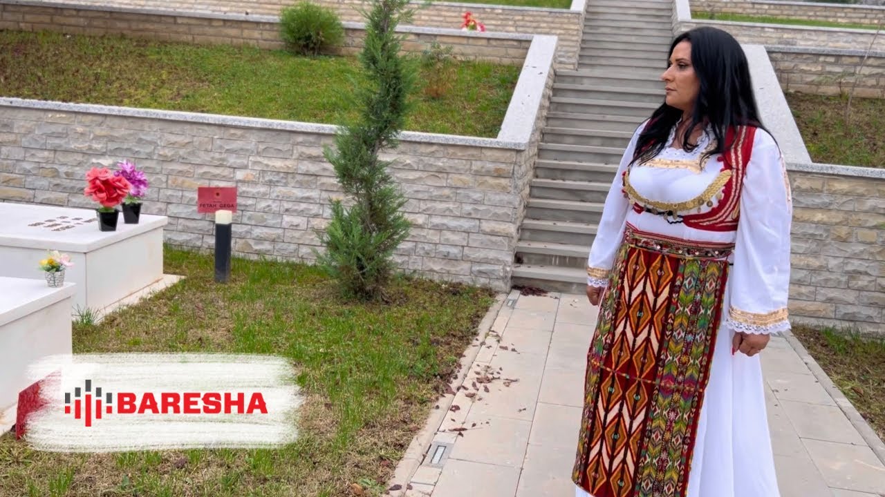 Valbona Behluli - Pavarsia - YouTube