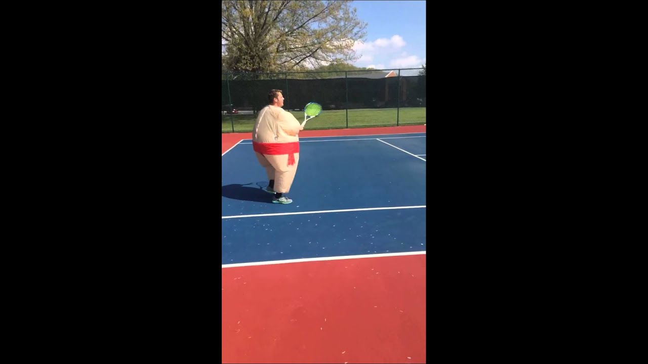 Guy playing tennis in fat suit! - YouTube
