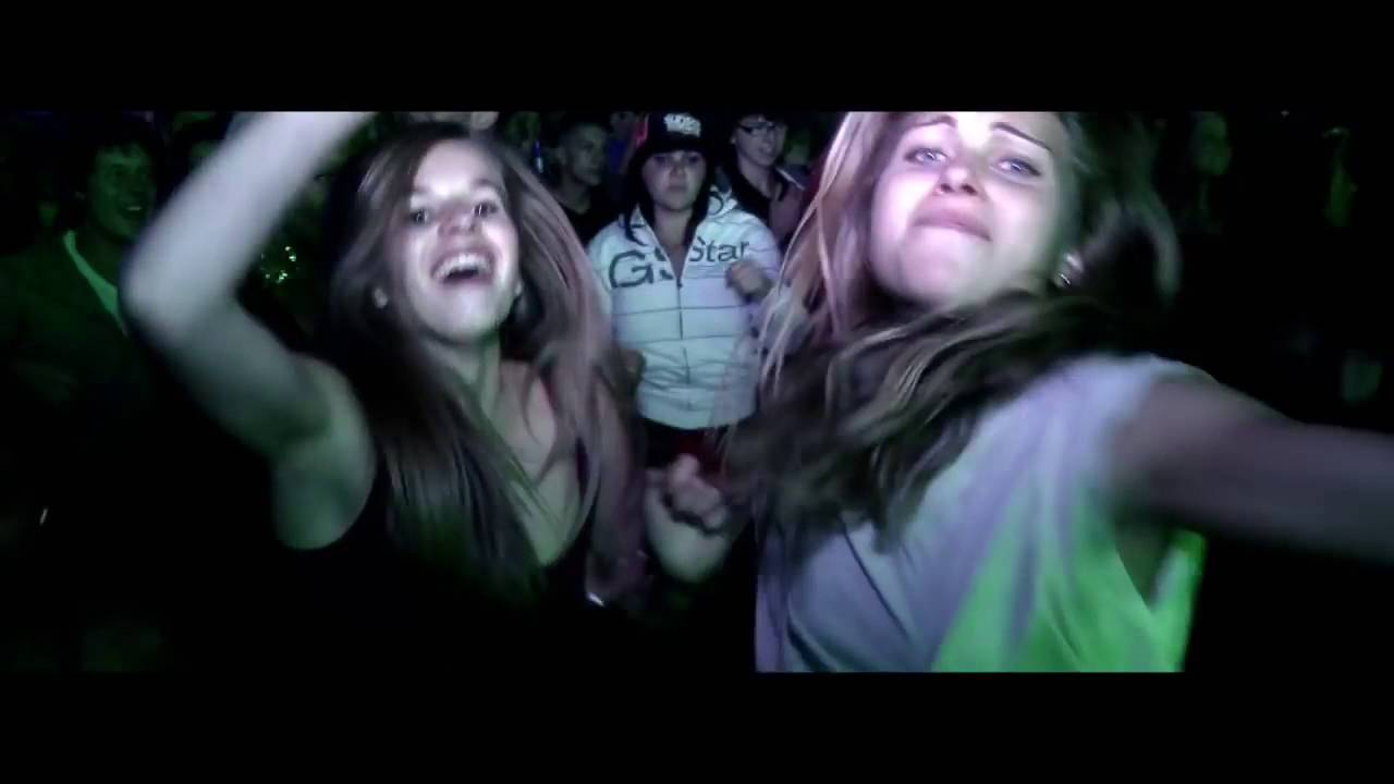 Isaac DJ, Ease My Mind Official Video clip - YouTube