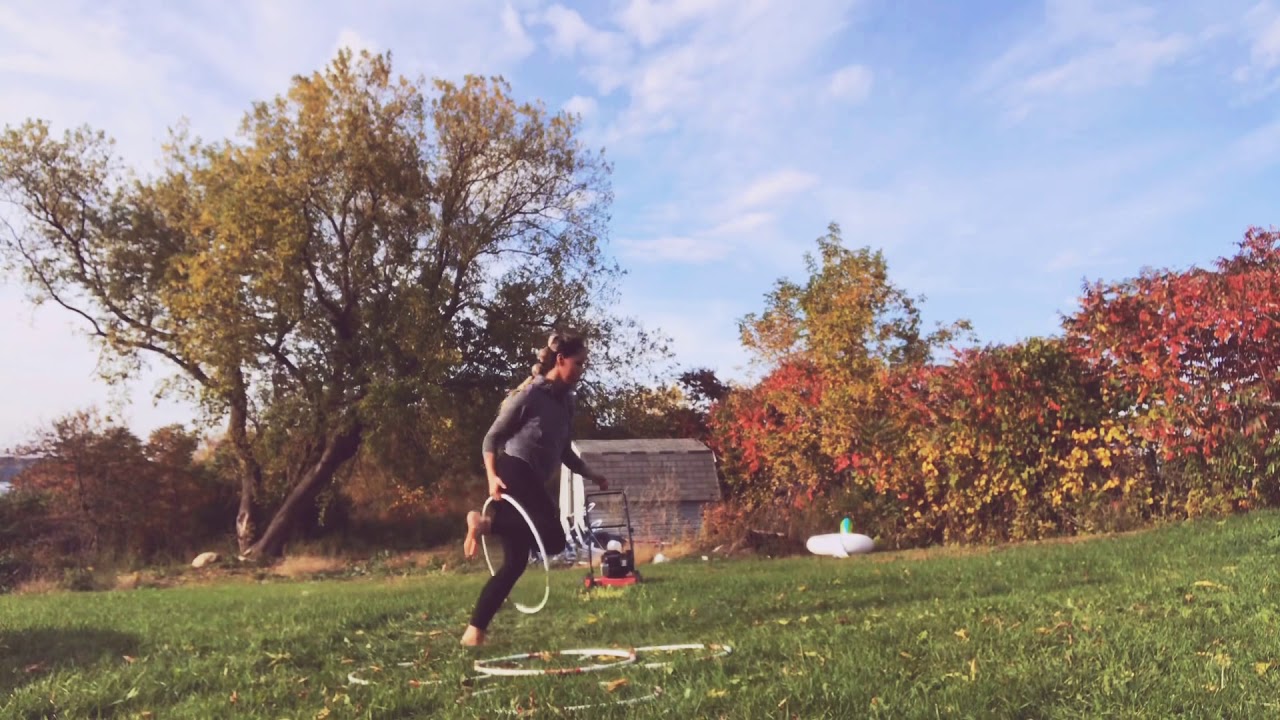Hoop Dancer Feryn King - YouTube