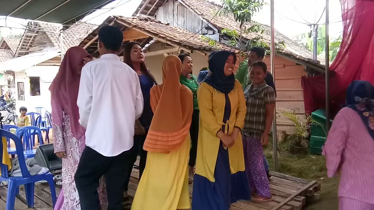 Acara hajatan - YouTube
