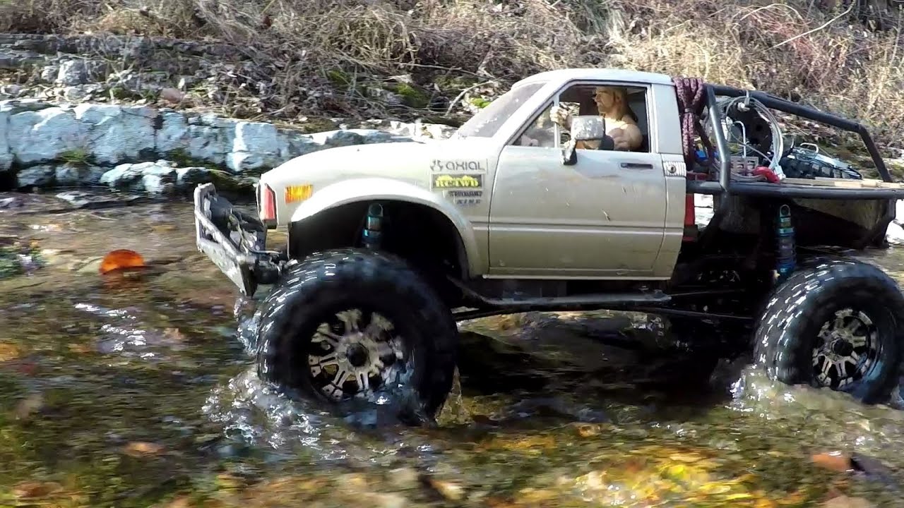 Axial SCX10 II Hilux #3-1 2020.01.11 - YouTube