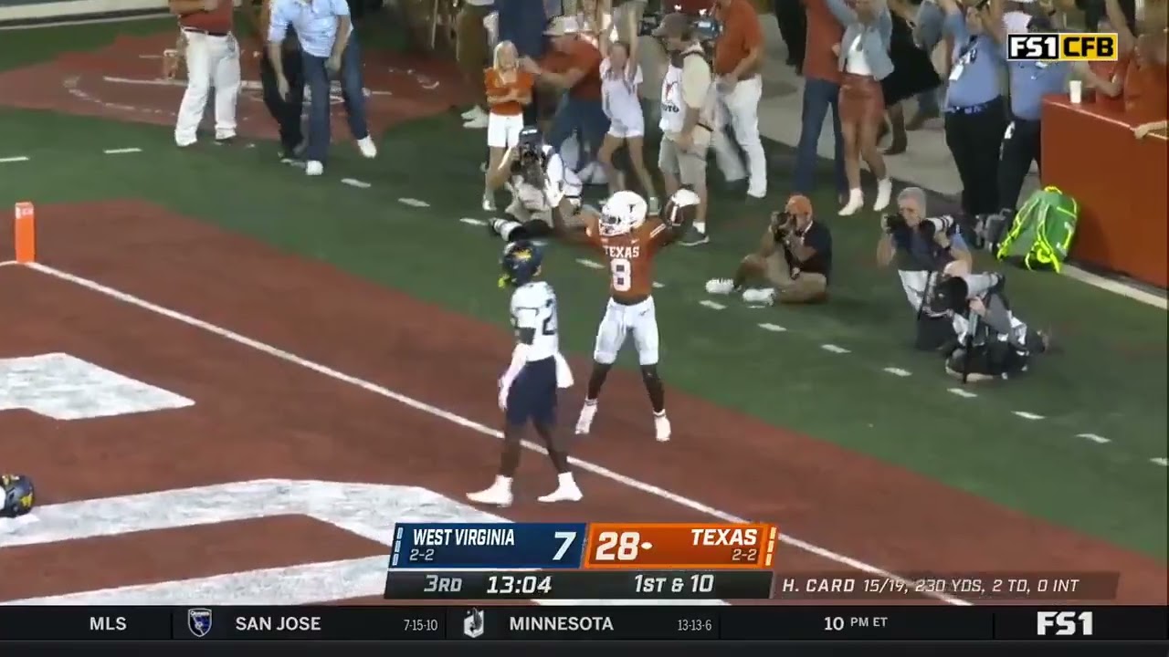 Texas 38, West Virginia 20: What a catch, Xavier Worthy! - YouTube