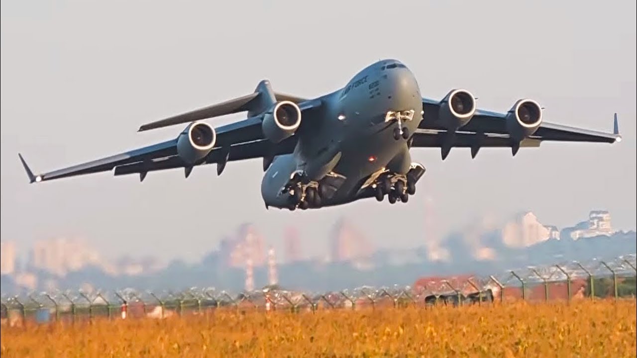 US AIR FORCE Boeing C-17 Globemaster Short Takeoff From Belgrade ...