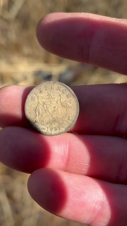 Silver coin found metal detecting with my Equinox 800 #metaldetector #equinox800 - YouTube