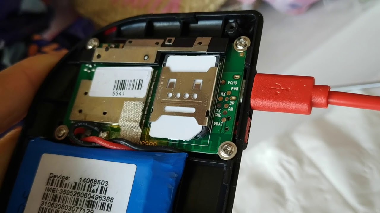 LugLoc 2G Luggage Tracker Tear Down After Being In The Washer Machine ...