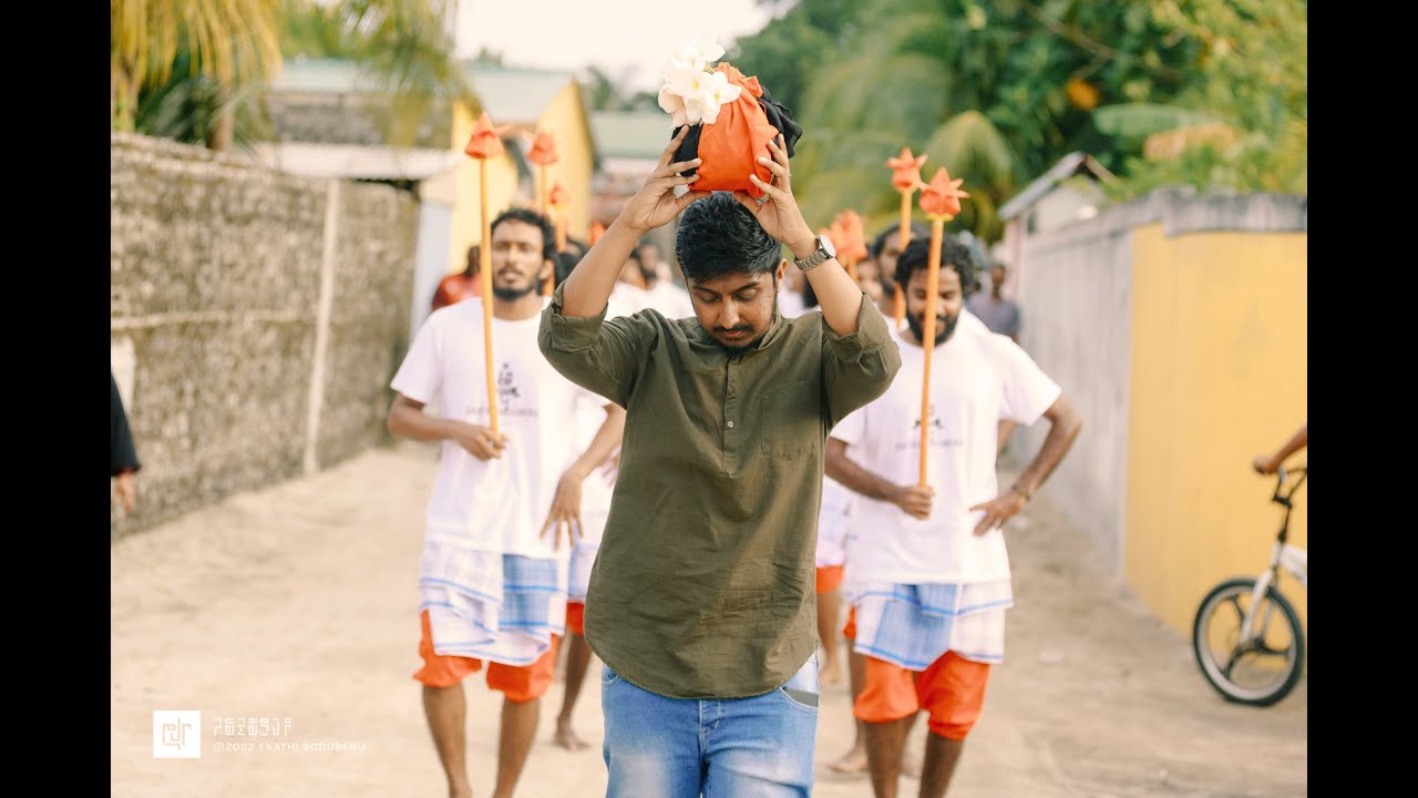 Ekathi Boduberu - Thakandhoo Dhafi - YouTube