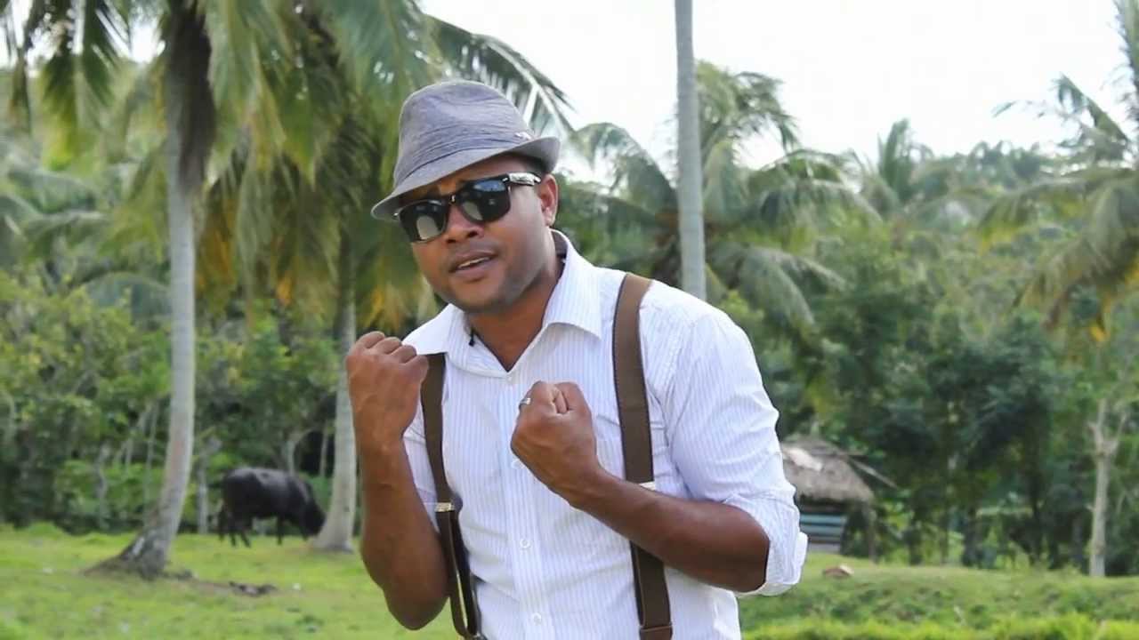 Jose Enrique - Me Entrego (Video Oficial) - YouTube
