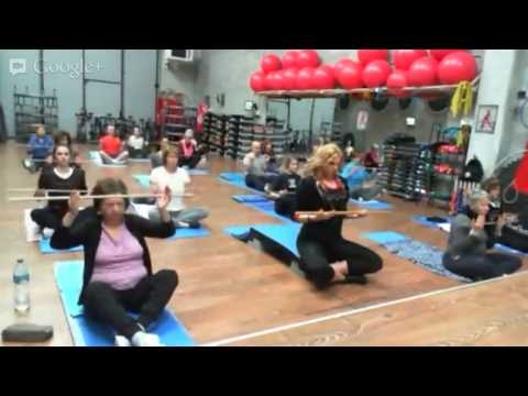 Monya fitness Giwa lezione isul lavoro di baricentro workout addominali ...