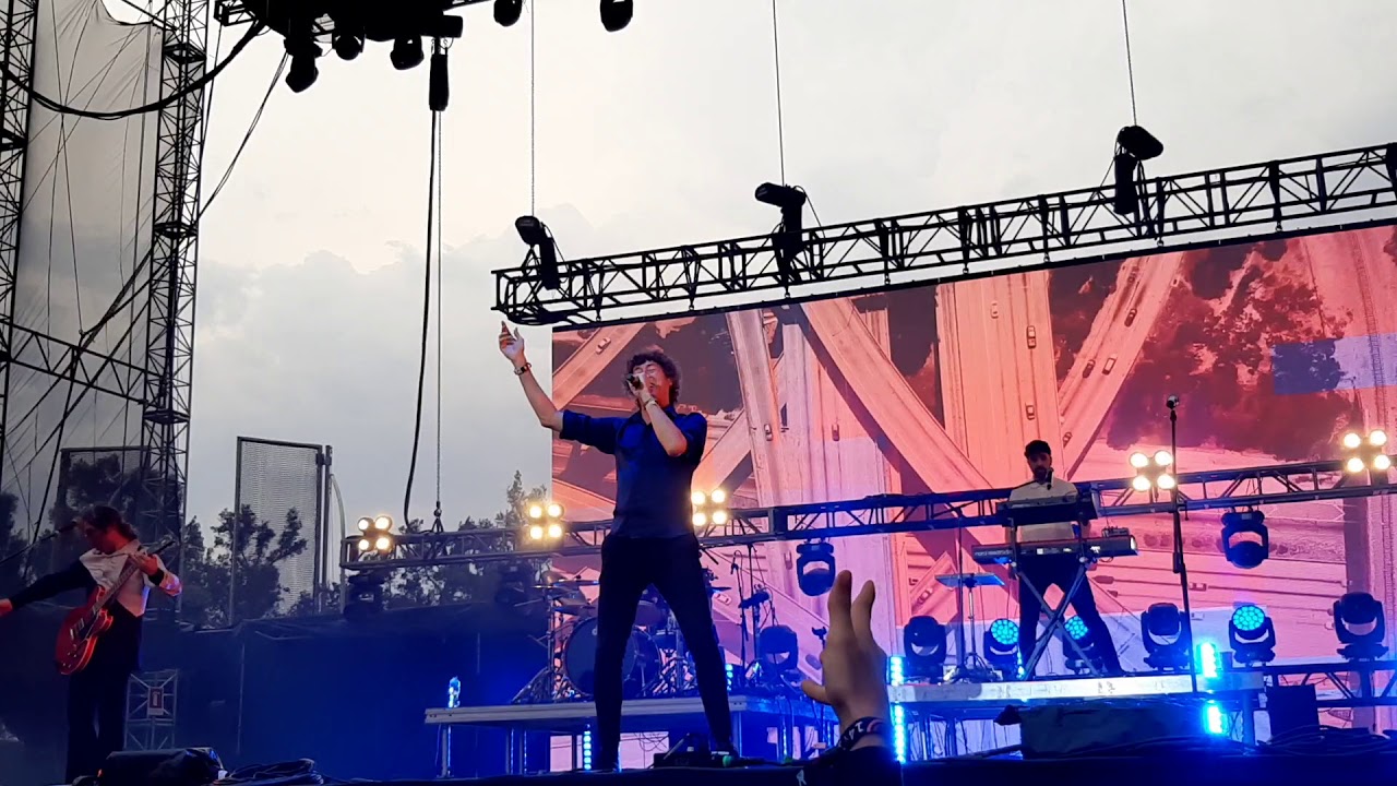 Mario Neta, Cuarteto de Nos Vive Latino 2020 - YouTube