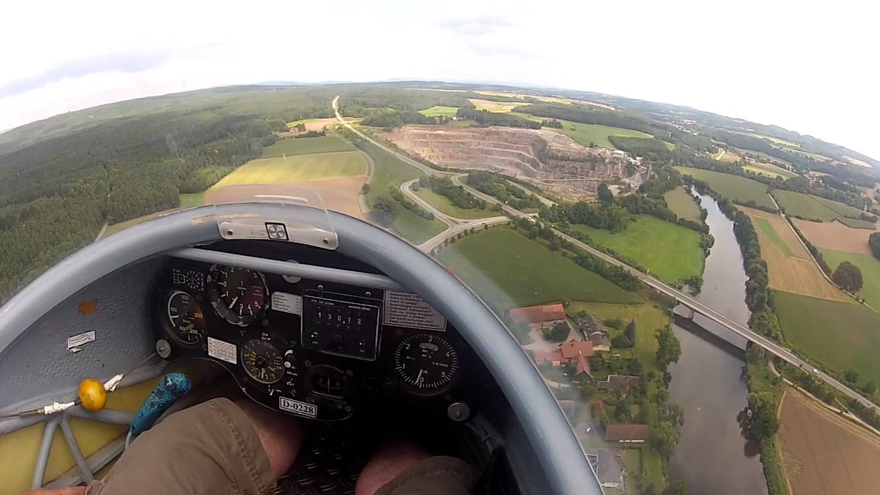 Außenlandung mit der ASK 13 - YouTube