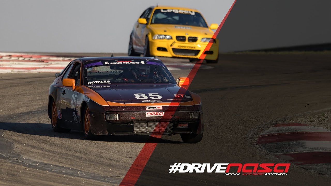 944 Start at Buttonwillow Circuit Race - YouTube