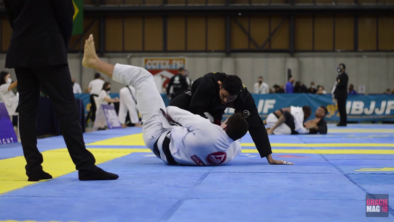 Marcelo Gomide e seu estrangulamento no Sul Americano de Jiu-Jitsu - YouTube