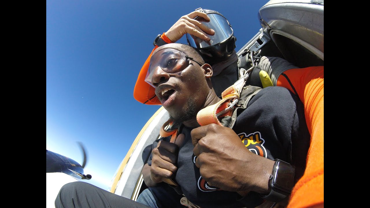 GROUPON SKYDIVING EXPERIENCE- ORLANDO SKYDIVING CENTER - YouTube