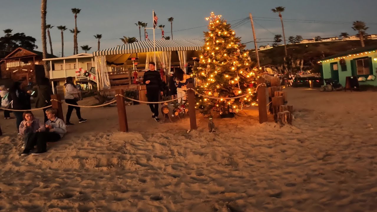 A Winter Christmas Vibe at Crystal Cove, California - YouTube